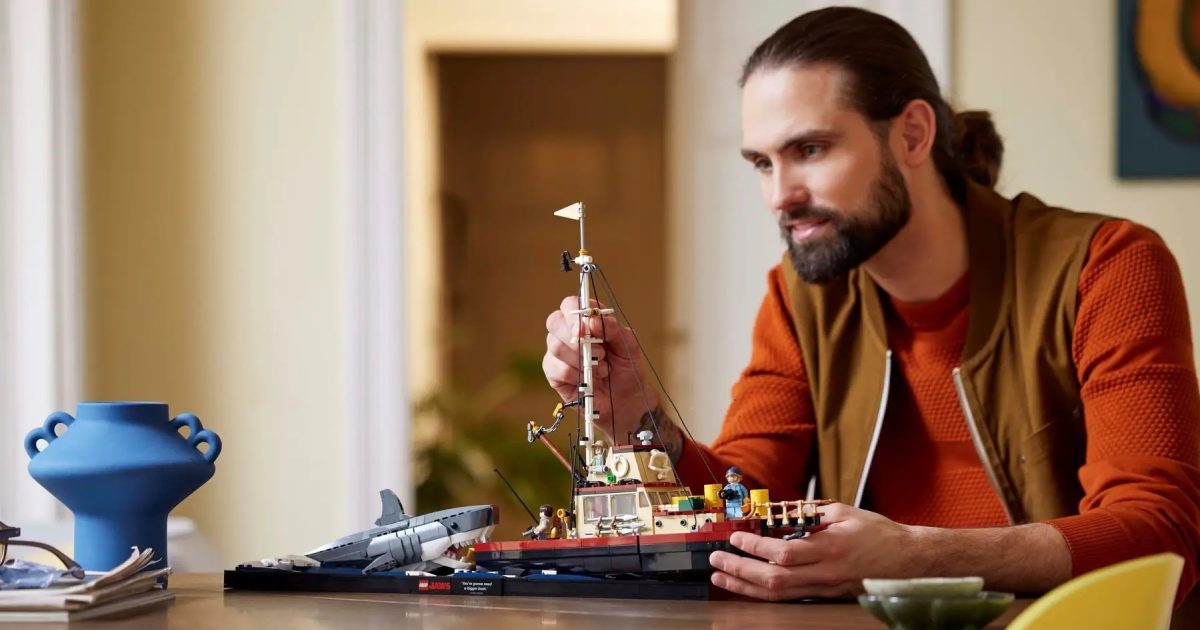 LEGO Jaws Orca: Relive the Thrill of the Iconic Shark Encounter ...